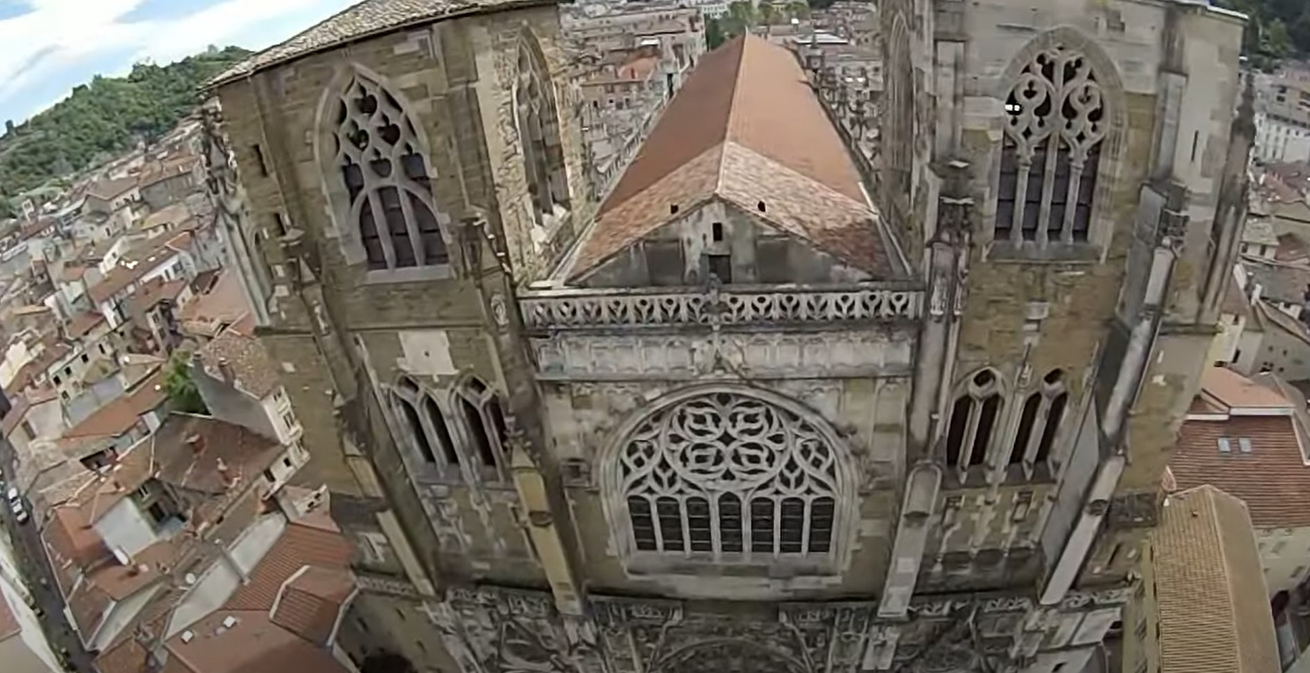 Mise en place d'un alternat routier : renouvellement du réseau d'eau potable RD 46 à Vienne ...