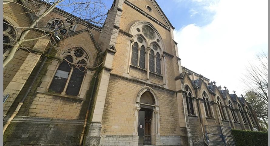 Un espace d’escalade, de restauration et de co-working, annoncé sein de ...